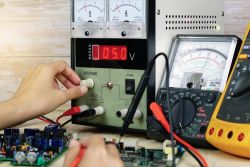 5 Jenis Multimeter dan Kelebihannya Masing-masing